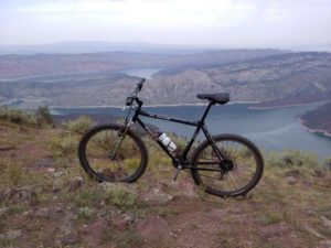 Is The Trek 830 A Good Mountain Bike? [Trek 830 Review]