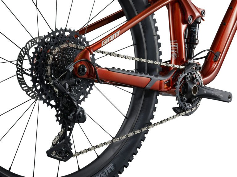 Why the Giant Faith is Perfect for Serious Downhill Enthusiasts？ [Giant ...