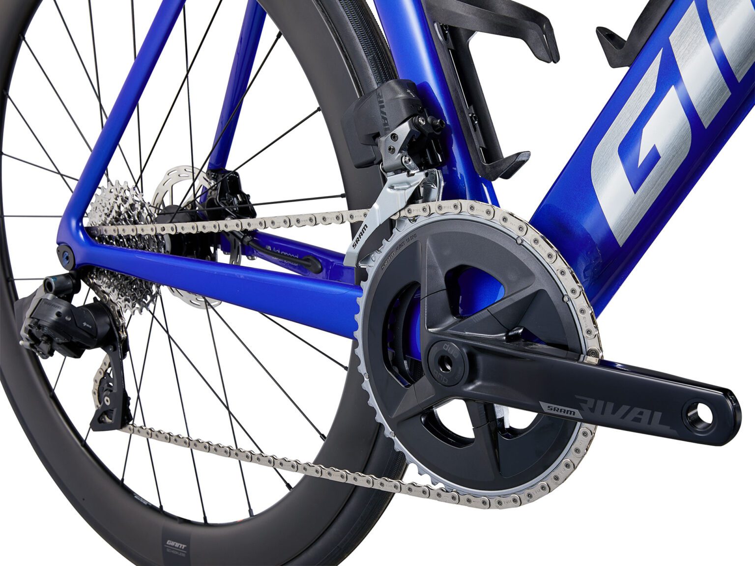 Why the Giant Propel Advanced 1 Is Perfect for Competitive Cyclists ...
